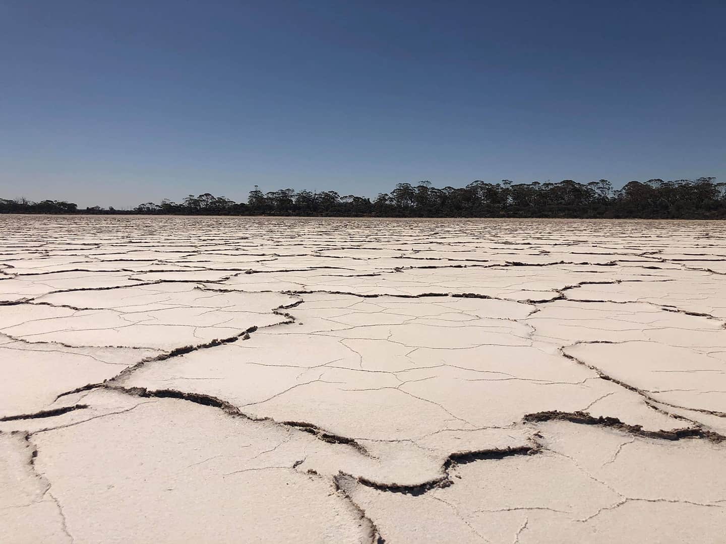 Unnamed Lake (near Perkolilli) - Stellar Australis